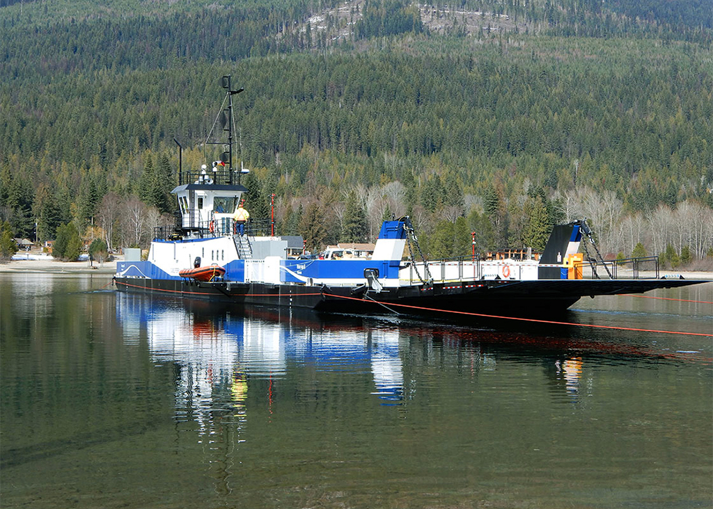 Harrop Cable Ferry - Province of British Columbia